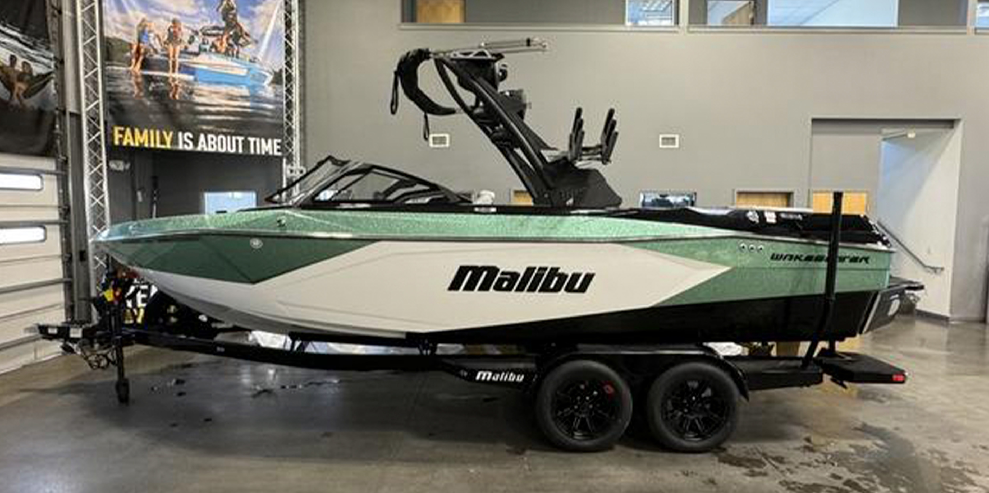 New Build A Malibu Boat Tool